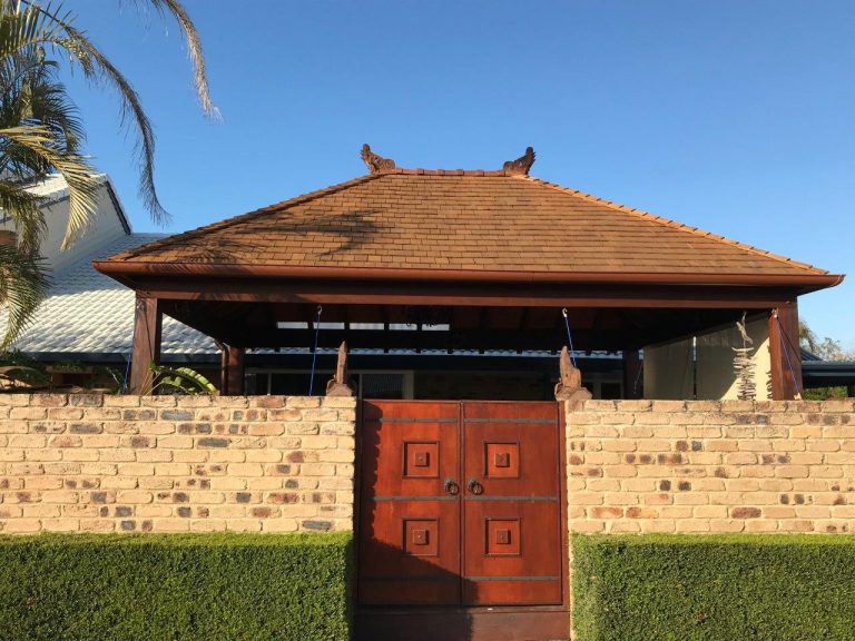 Shingle Roofing - Island Thatch