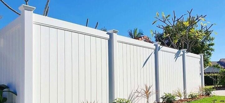 PVC Fencing Solutions - Island Thatch